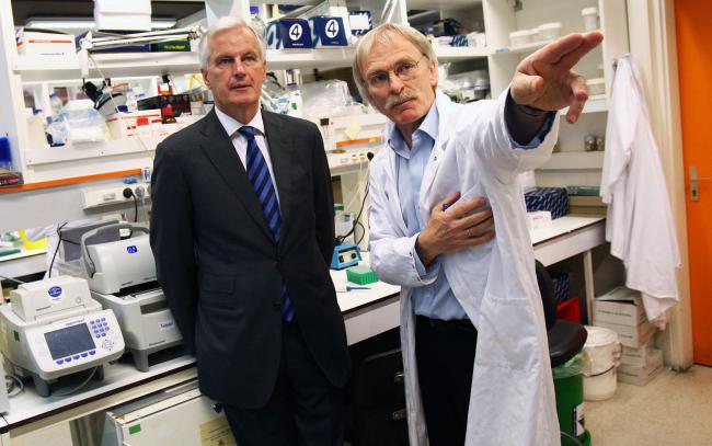 WAX Science | Le combat de Simon Wain-Hobson : Mission impossible 2 (bis)